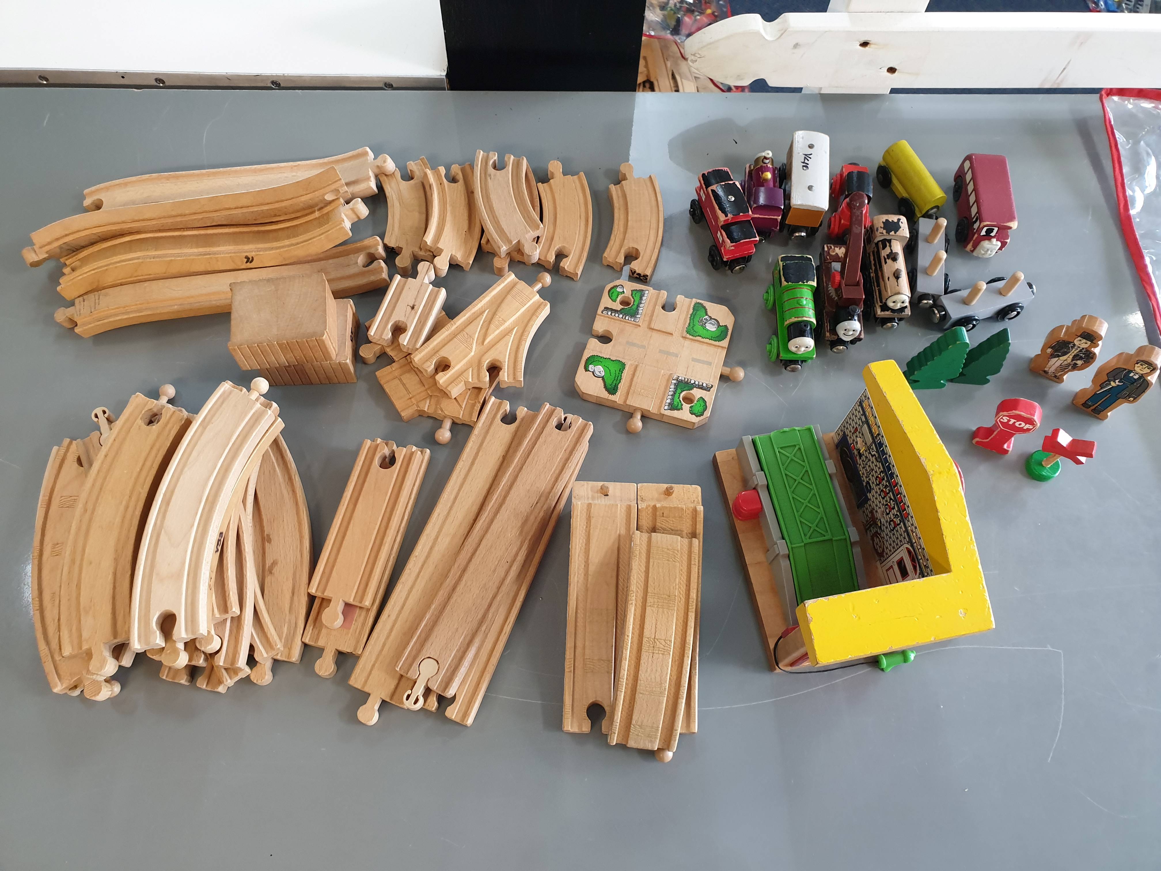 Thomas The Tank Engine Track and Rail